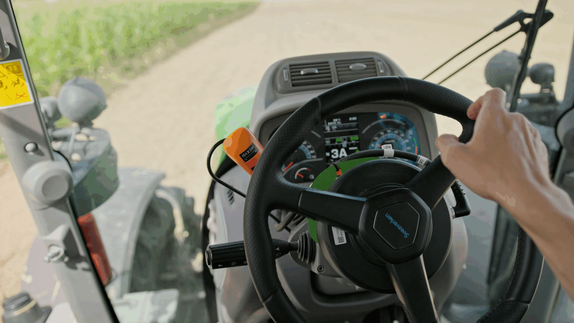 Sveaverken F200 Max Auto Steer System: Advanced, Precise and Efficient ...